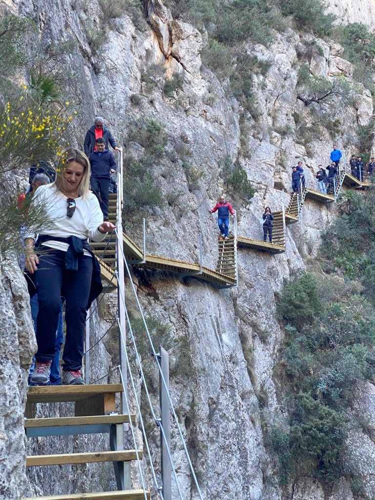 La Pasarela de Relleu, un vertiginoso camino sobre el abismo